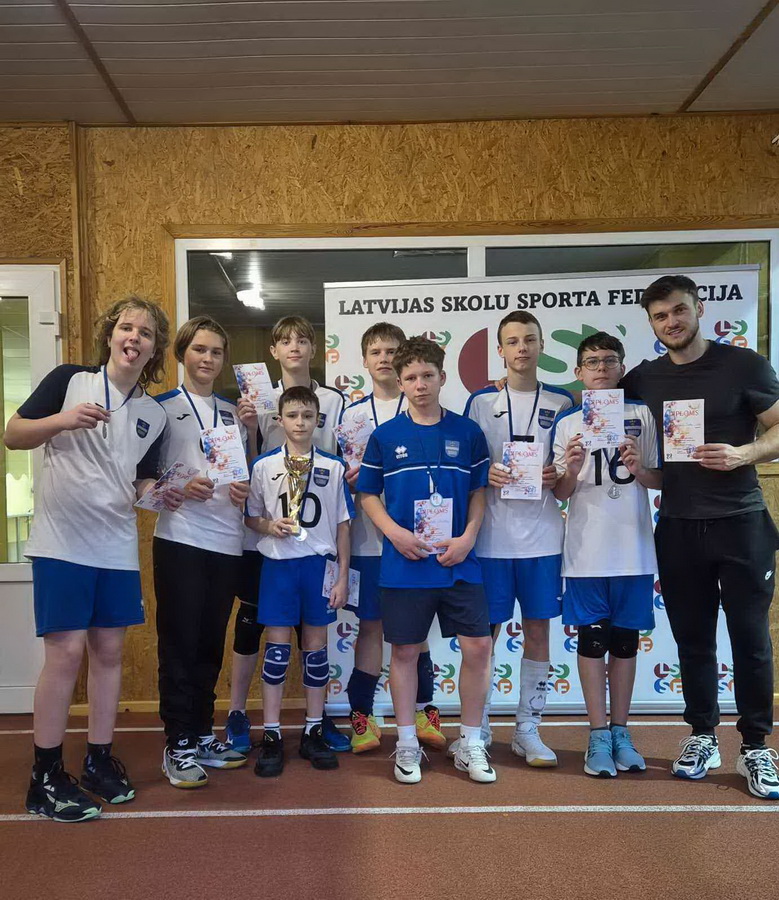 Daugavpils Centra vidusskola - Jauno volejbolistu kauss
